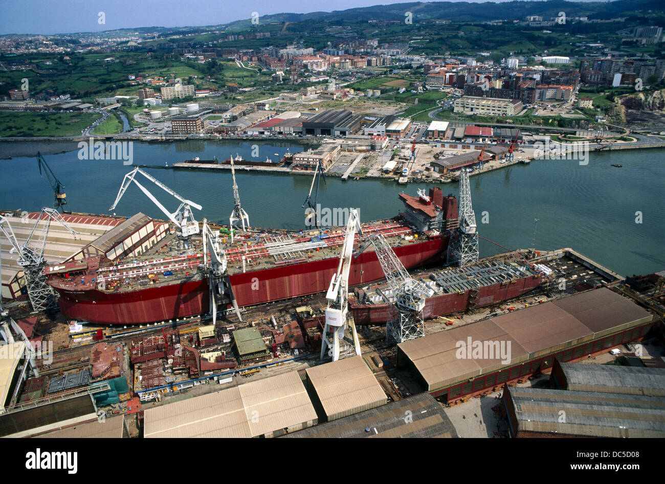 Shipyard. Naval construction. Nervión estuary. Bilbao. Vizcaya. Euskadi ...