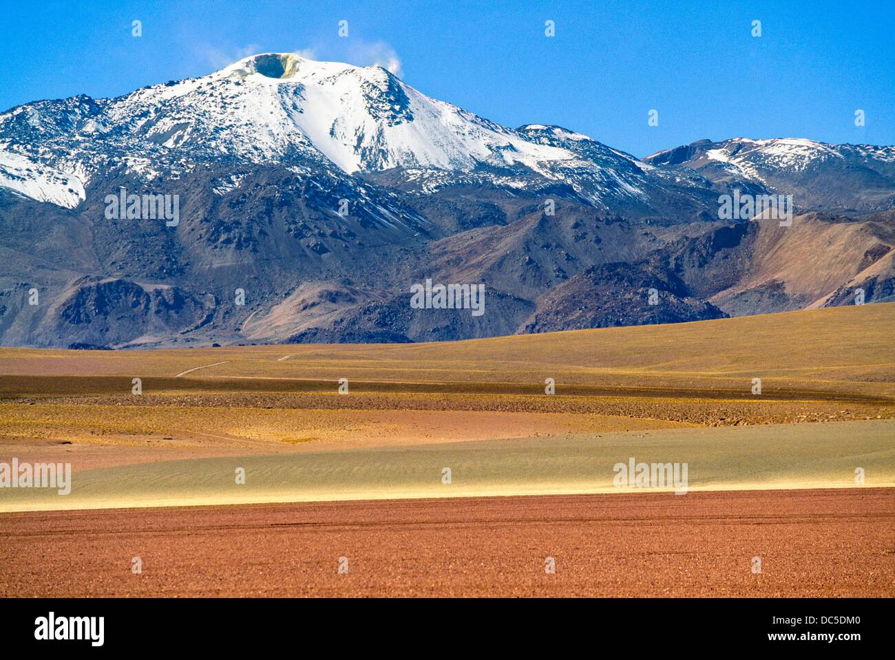 Volcano putana hi-res stock photography and images - Alamy
