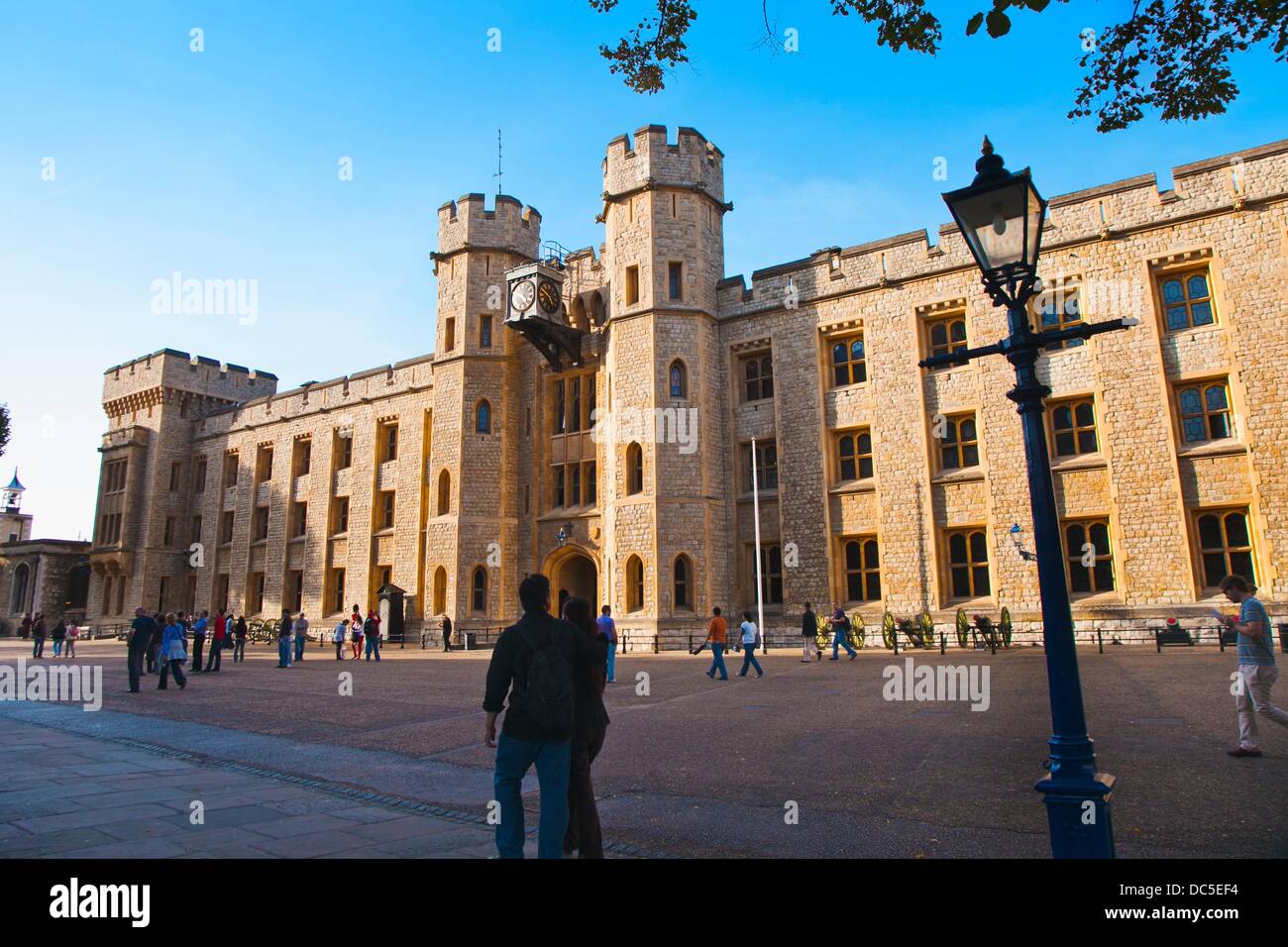 London tower hamlets hi-res stock photography and images - Alamy
