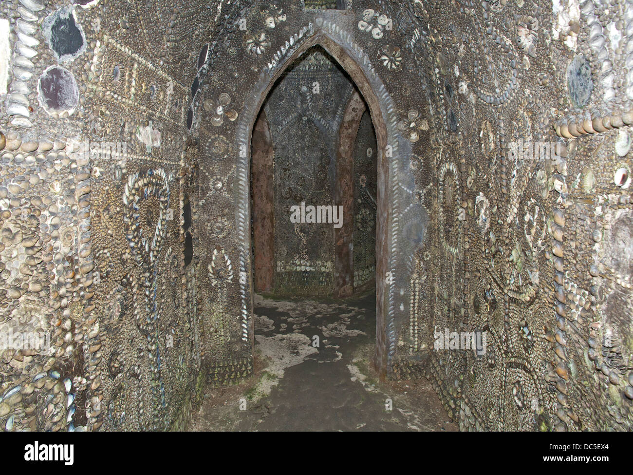 Margate shell grotto hi-res stock photography and images - Alamy