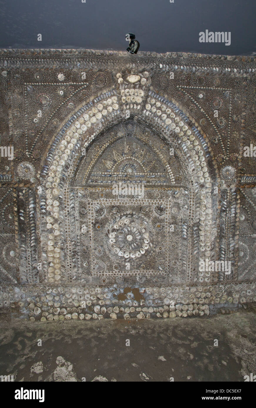 Margate shell grotto hi-res stock photography and images - Alamy