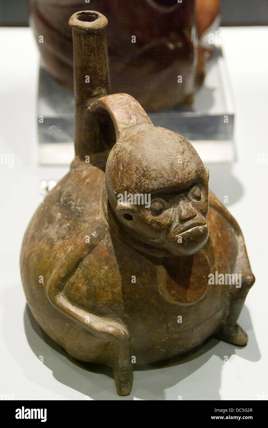Pre columbian art ecuador hi-res stock photography and images - Alamy