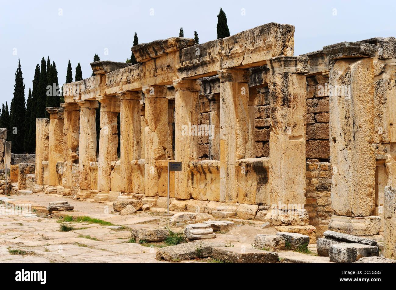 Latrine roman hi-res stock photography and images - Alamy