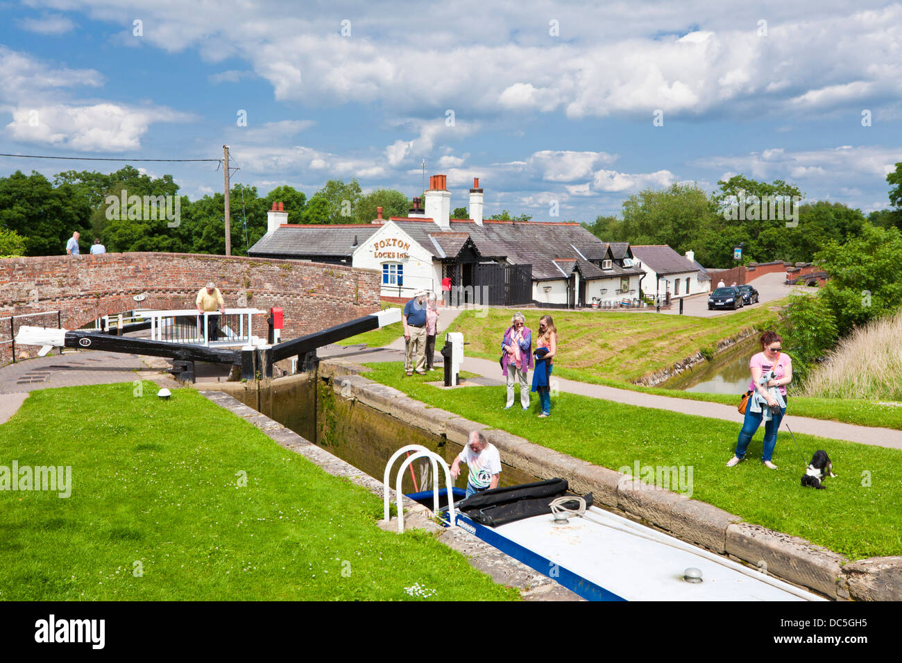 Foxton locks hi-res stock photography and images - Alamy