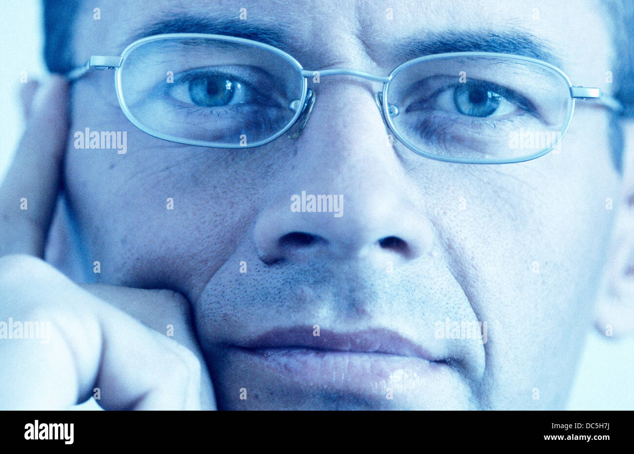 Trustable face hi-res stock photography and images - Alamy