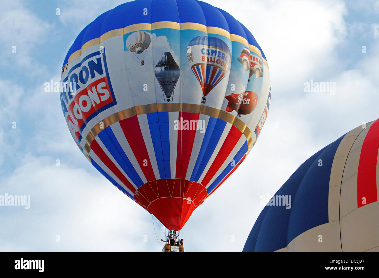 Bristol,UK,8th August 2013, Cameron Balloons hot air balloon lifts off ...