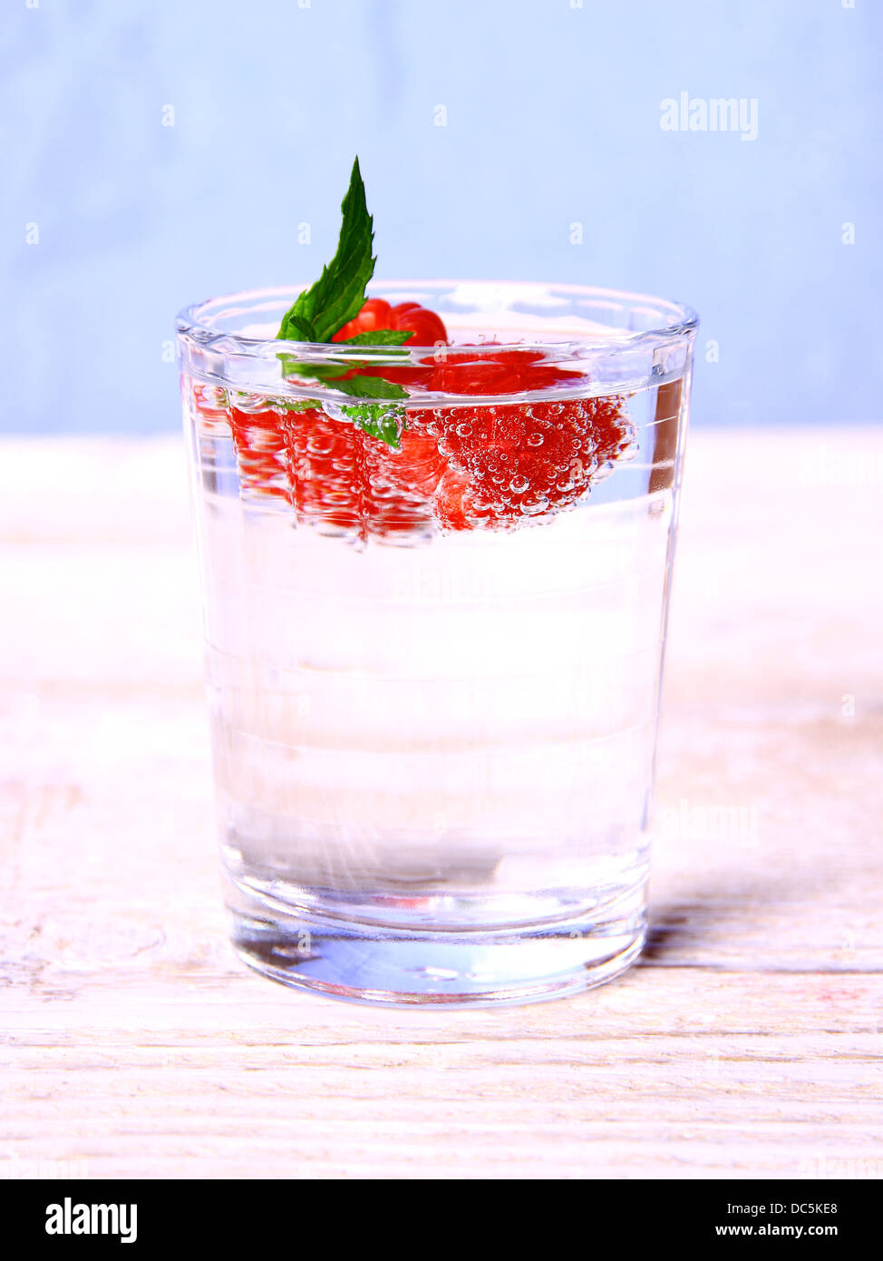 Fruits in water hi-res stock photography and images - Alamy