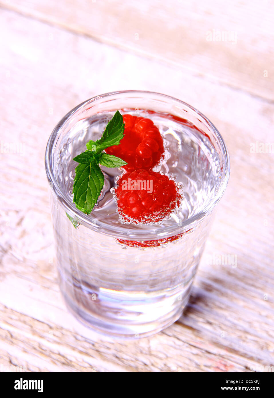 Fruits in water hi-res stock photography and images - Alamy