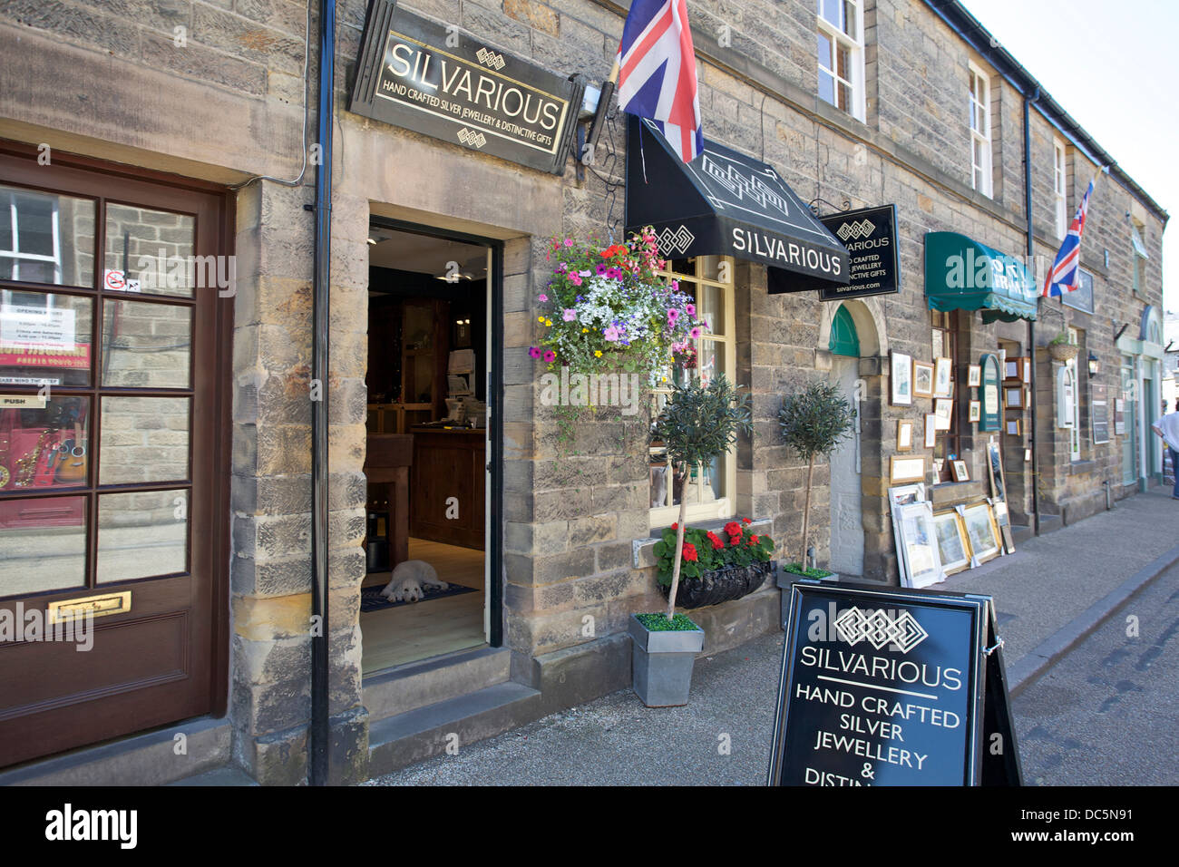 Village of bakewell hi-res stock photography and images - Alamy