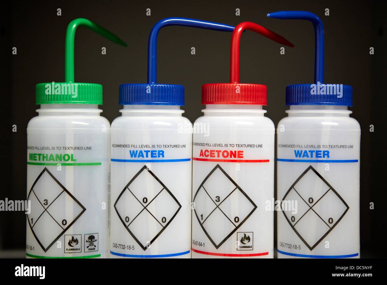 Polymer physics hi-res stock photography and images - Alamy