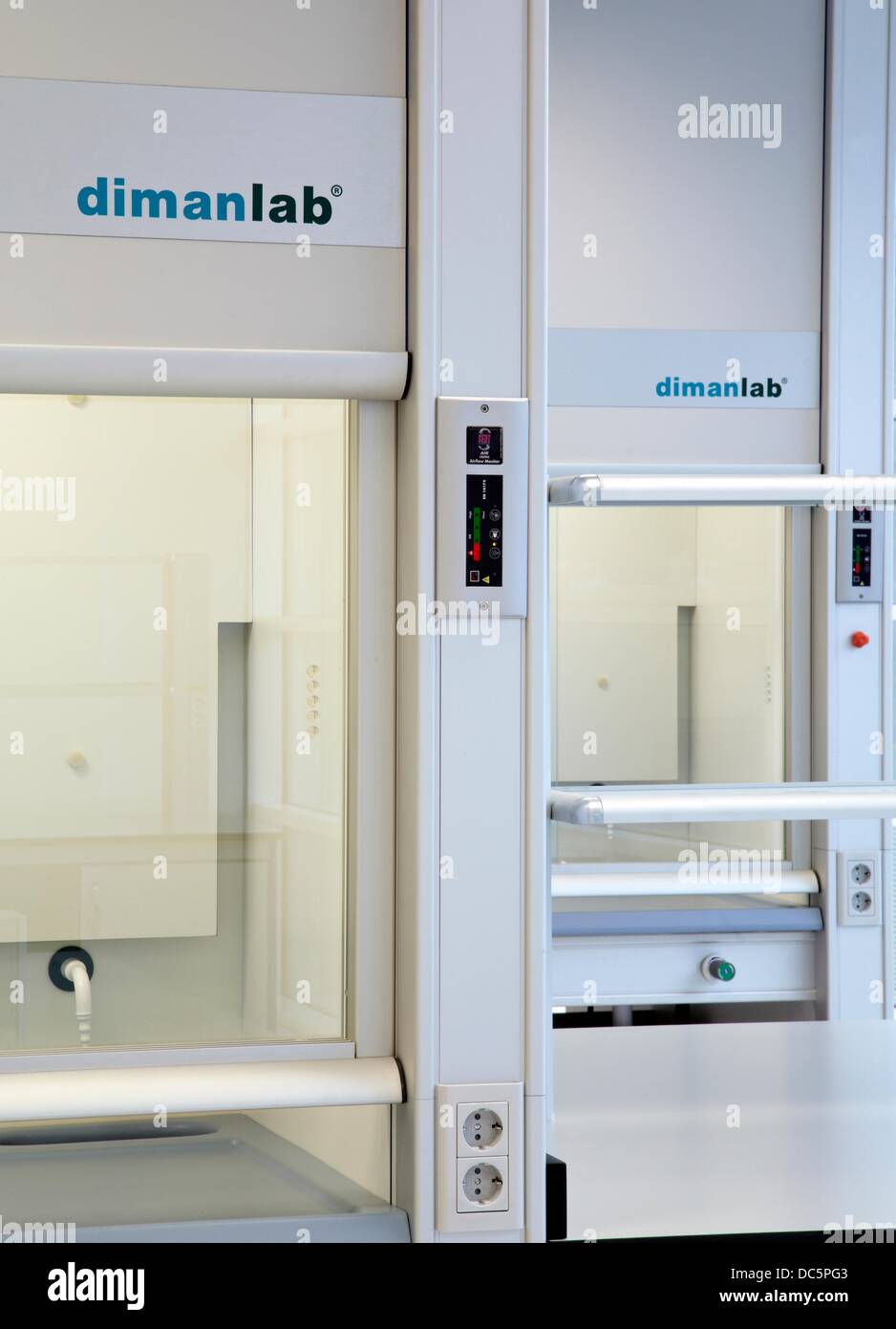 Laboratory vertical hi-res stock photography and images - Alamy