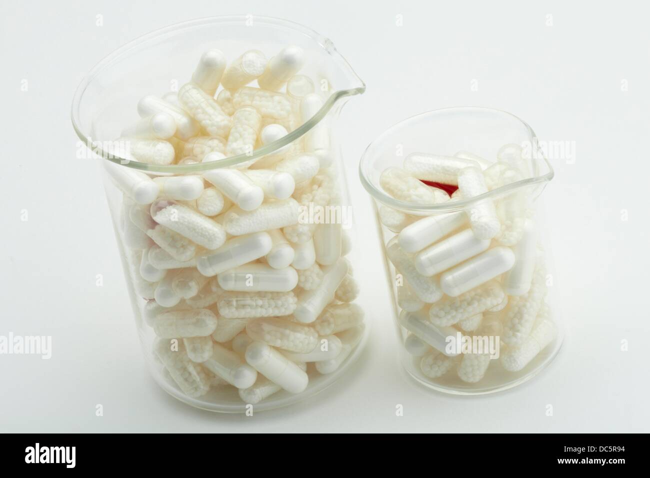 Pharmaceutical pellets hi-res stock photography and images - Alamy