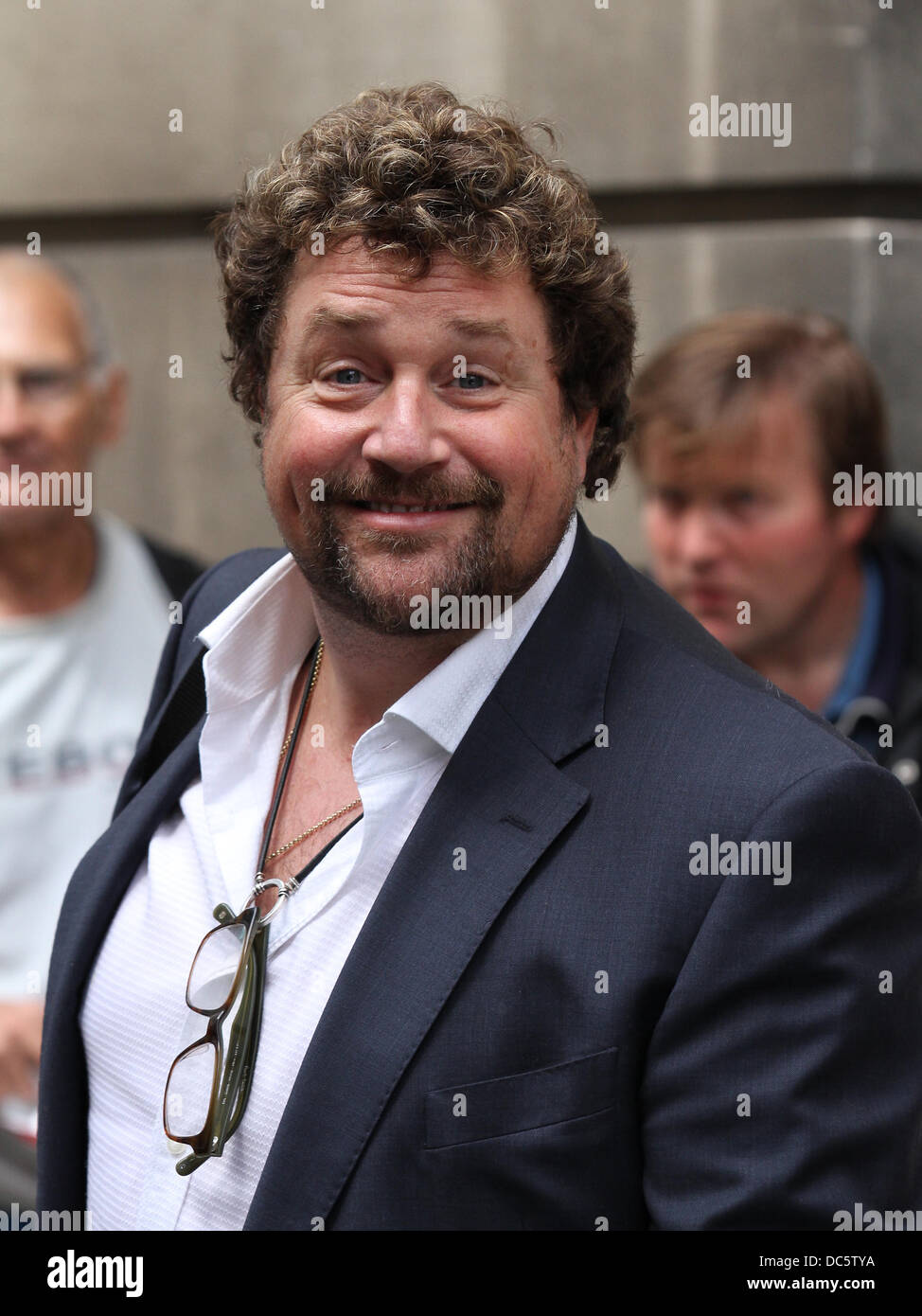 Michael ball hi-res stock photography and images - Alamy