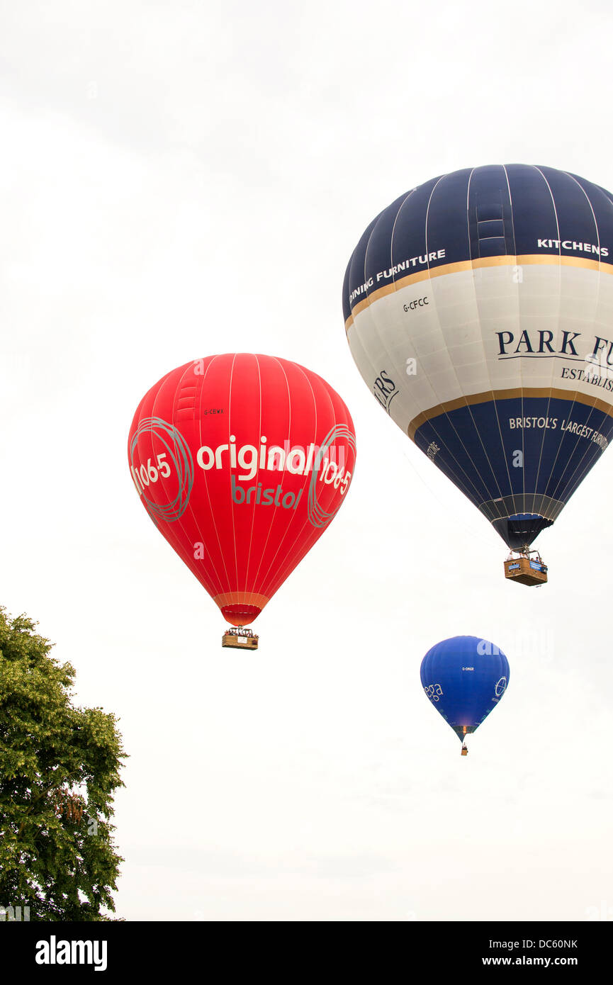 Bristol, UK. 8th August 2013. Balloons leaving the arena. Credit: David ...