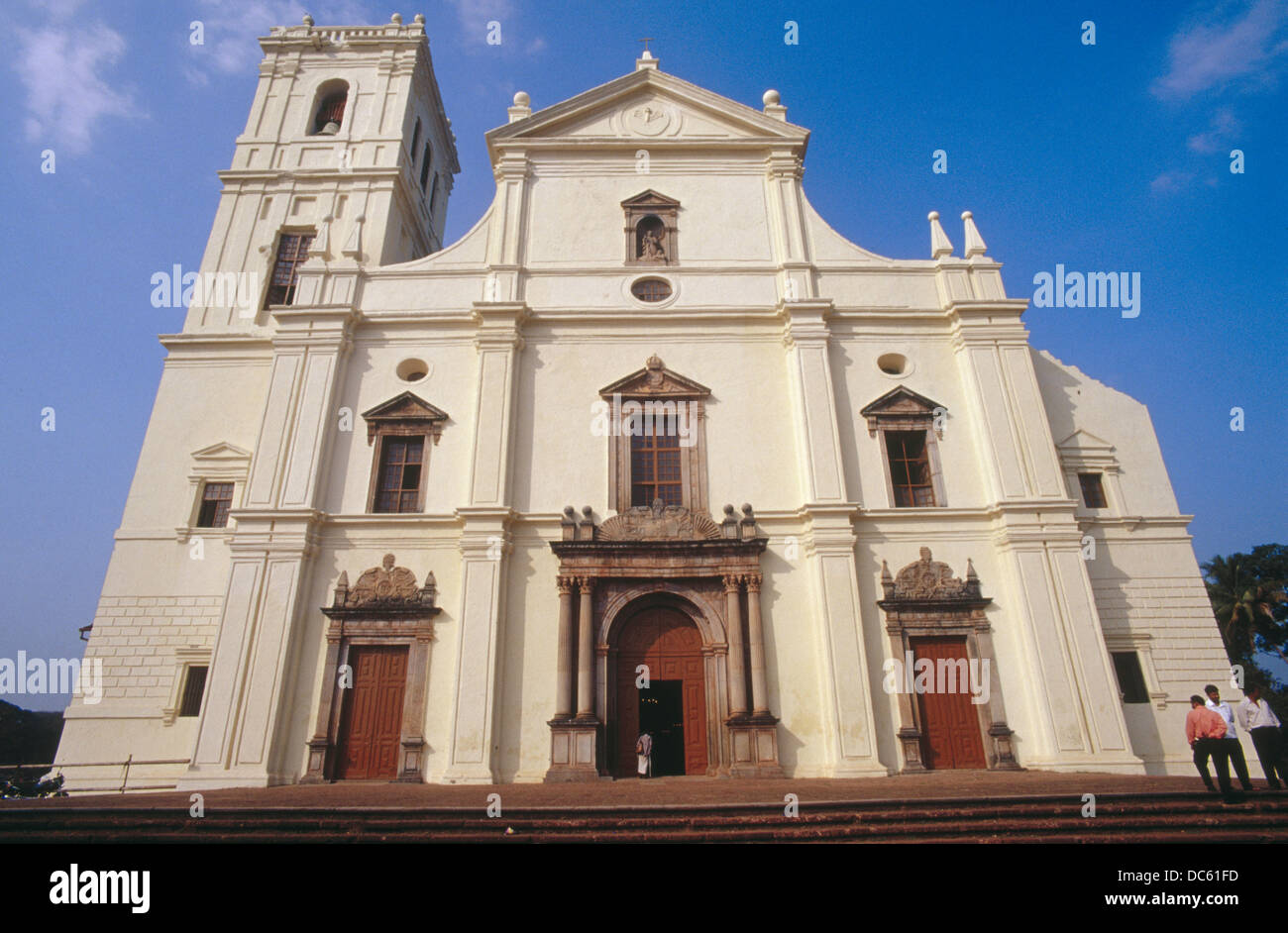 India biggest church hi-res stock photography and images - Alamy
