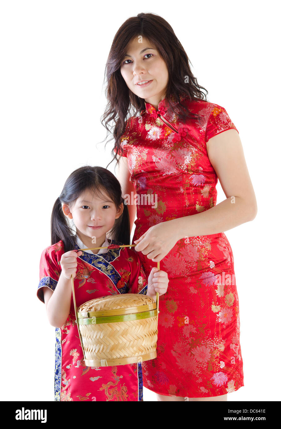 Asian family, traditional attire hi-res stock photography and images ...