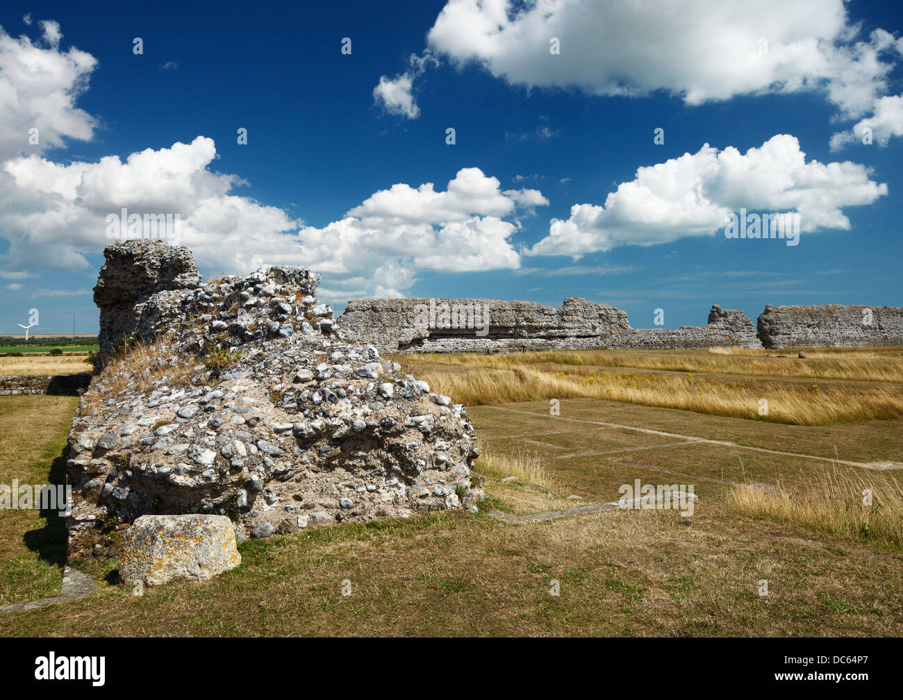 Richborough roman fort Stock Photo - Alamy
