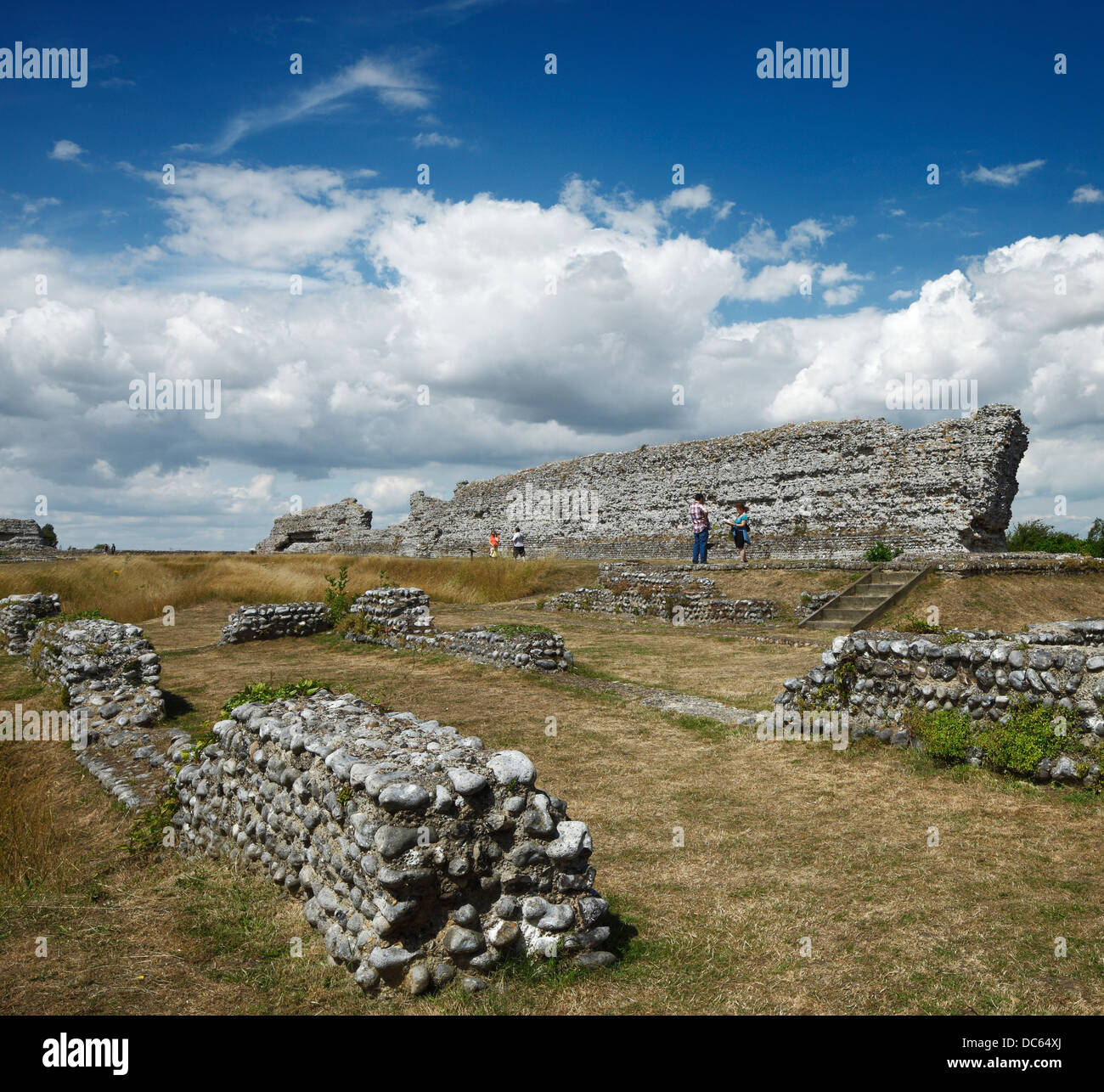 Richborough roman fort Stock Photo - Alamy