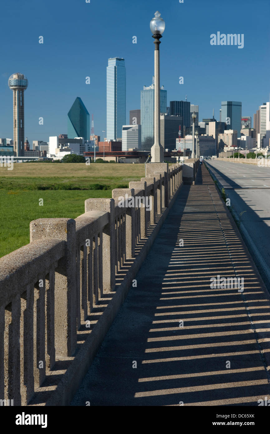 2009 HISTORICAL DOWNTOWN SKYLINE CORINTH STREET VIADUCT DALLAS TEXAS ...