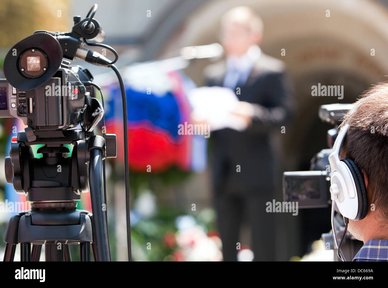Camera_equipment hi-res stock photography and images - Alamy