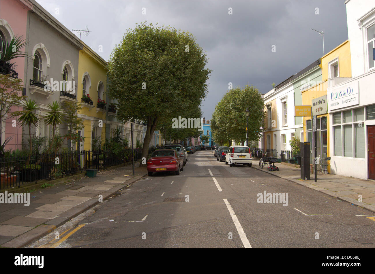Multi-coloured terraced street in Kentish Town in London, England Stock ...