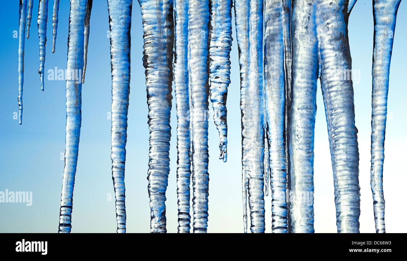 Icicles isolated hi-res stock photography and images - Alamy