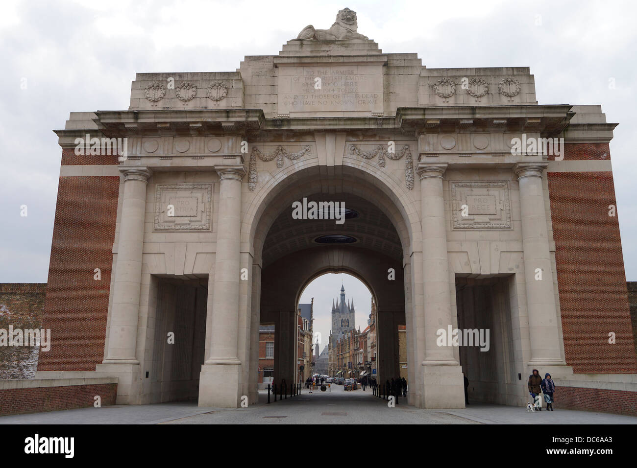 Menin gate 1918 hi-res stock photography and images - Alamy