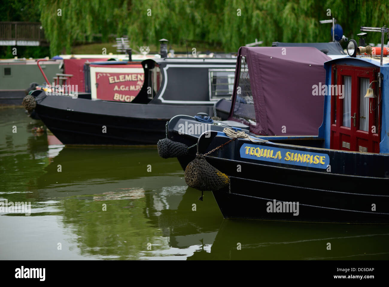 English barges hi-res stock photography and images - Alamy