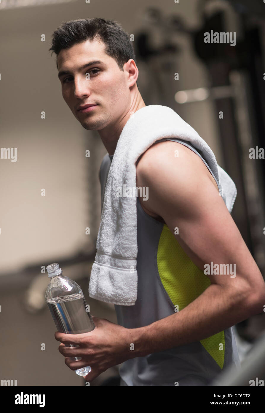 Shoulder gym man hi-res stock photography and images - Alamy