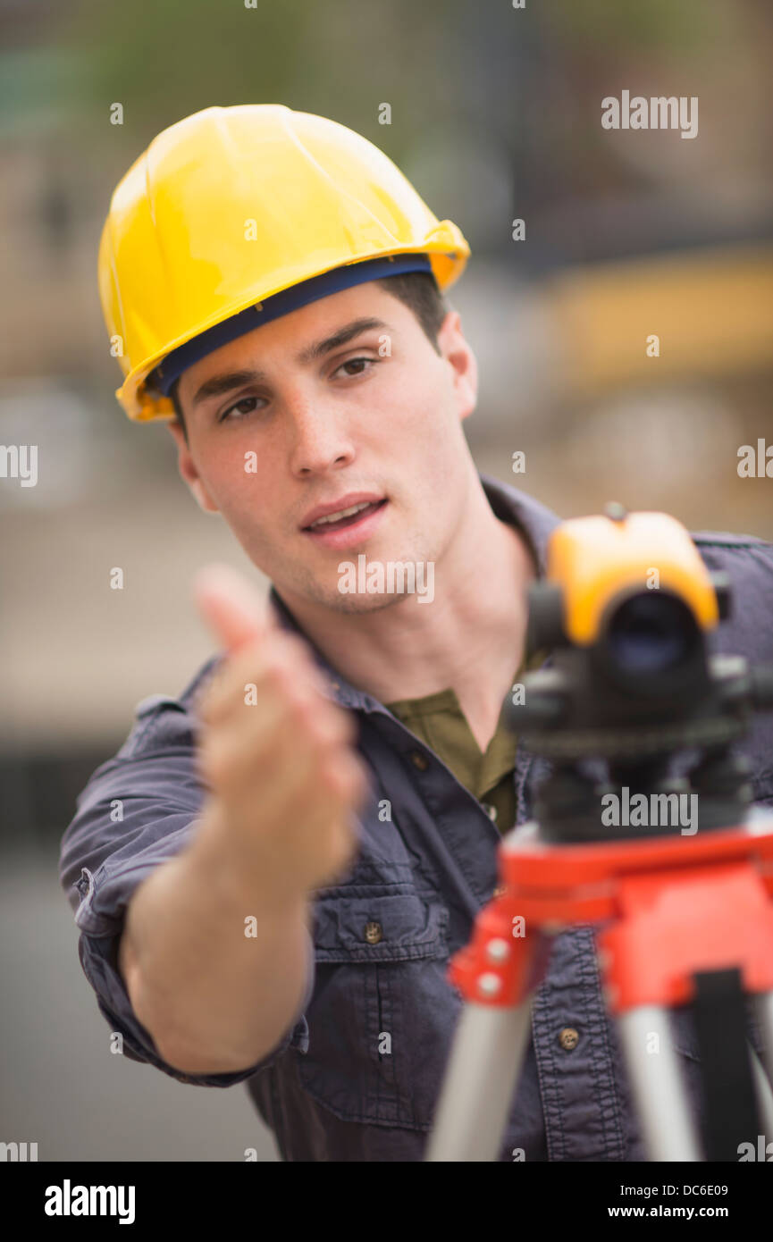 Theodolite hi-res stock photography and images - Alamy