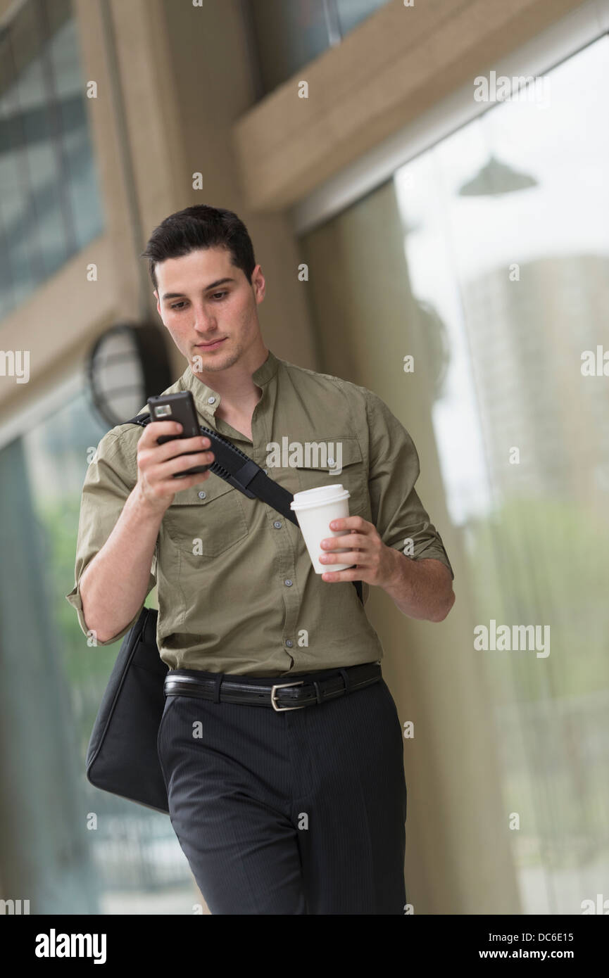 Communication and messaging hi-res stock photography and images - Alamy