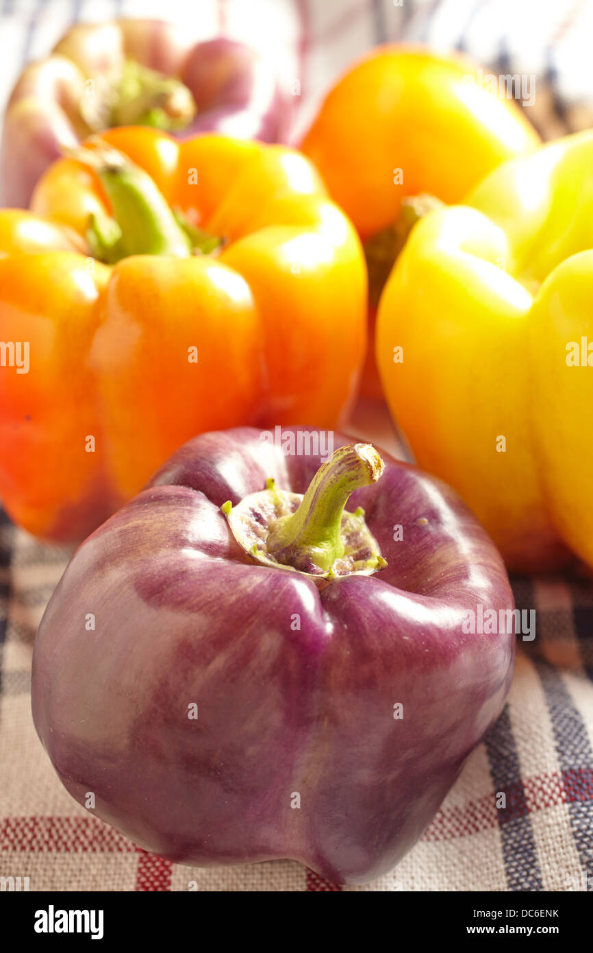 Purple bell peppers hi-res stock photography and images - Alamy
