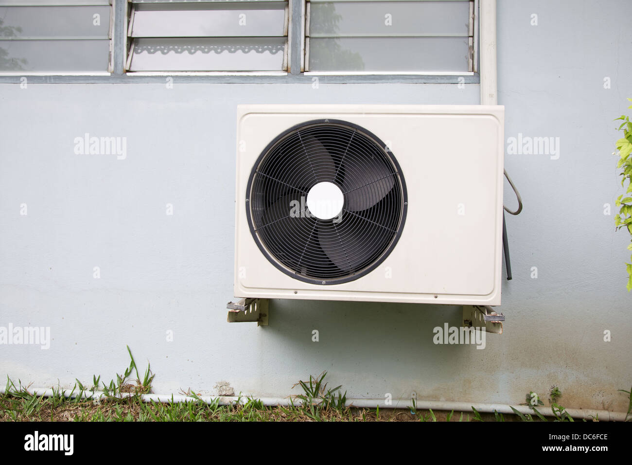Heat pump house hi-res stock photography and images - Alamy
