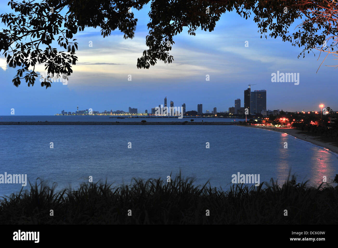 Pattaya beach resort hi-res stock photography and images - Alamy