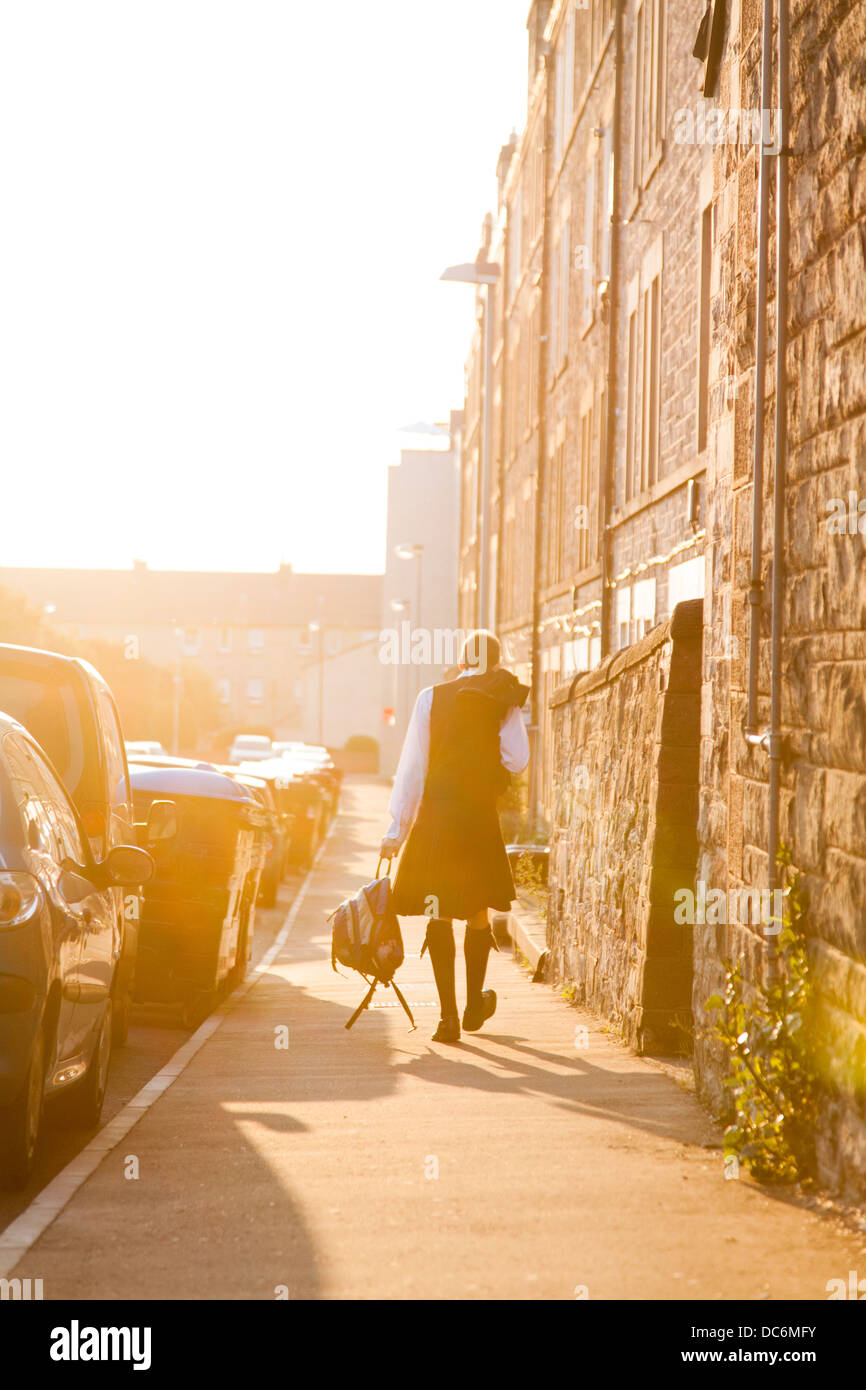Scotsman in kilt hi-res stock photography and images - Alamy