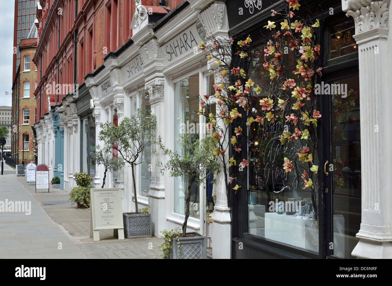 Shops in Chiltern Street W1, Marylebone, London, UK Stock Photo - Alamy