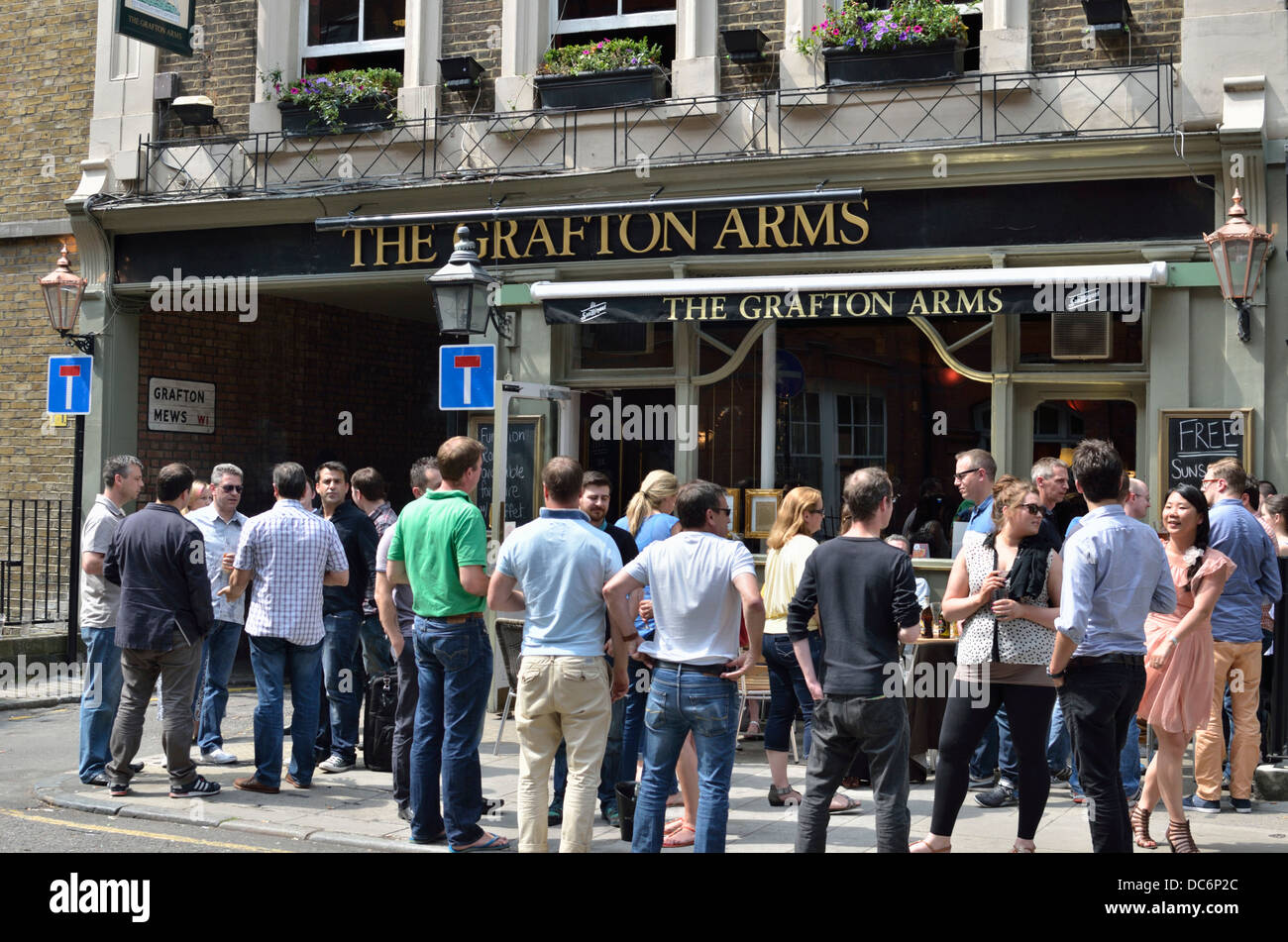 The Grafton Arms pub in Fitzrovia, London, UK Stock Photo - Alamy