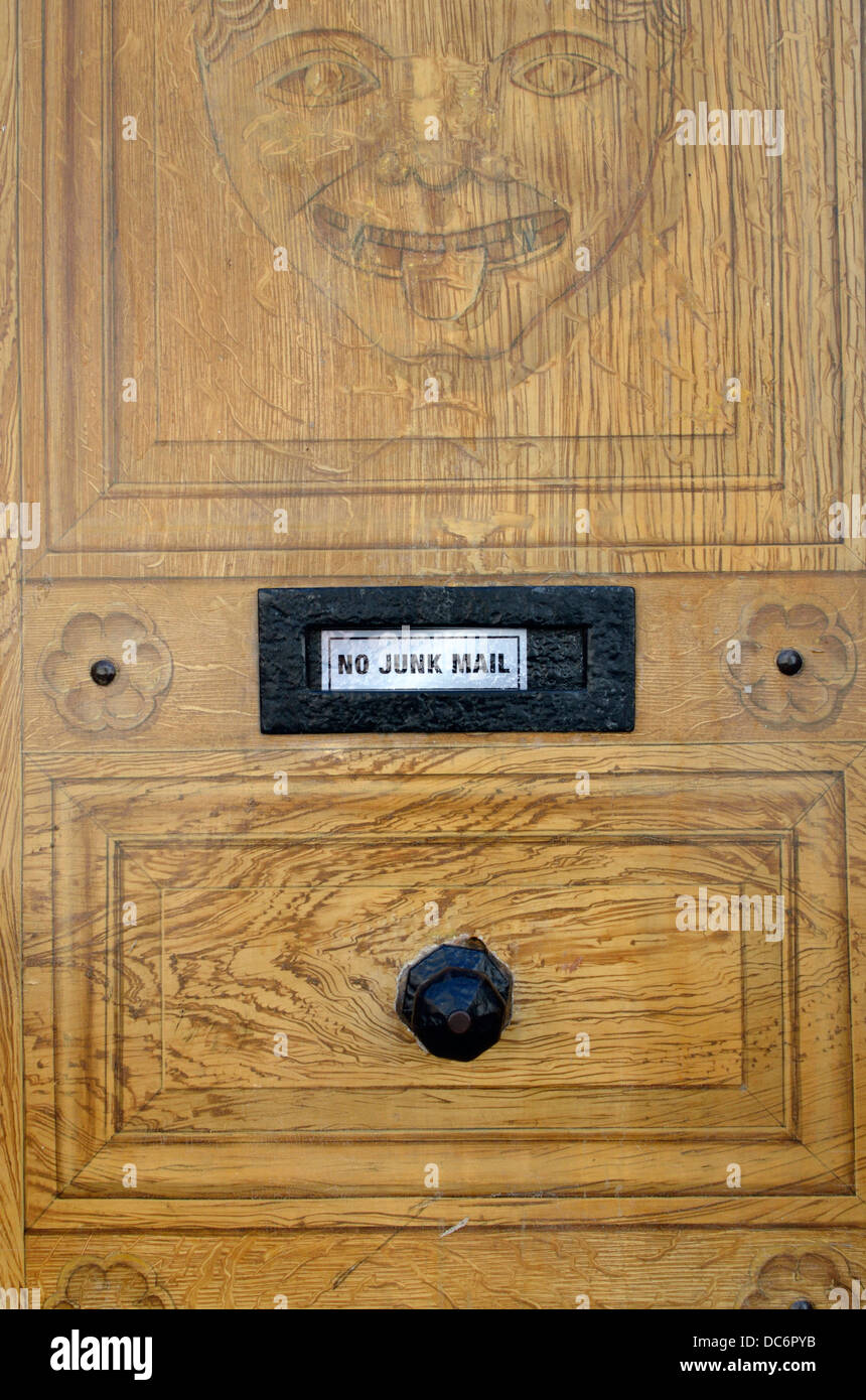 Scary face hi-res stock photography and images - Alamy