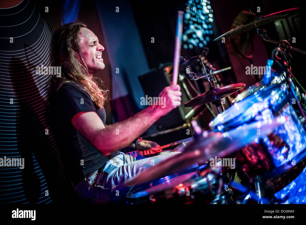 Adult music concert hi-res stock photography and images - Alamy