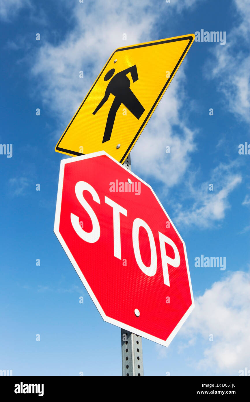 Safety guidance signs hi-res stock photography and images - Alamy