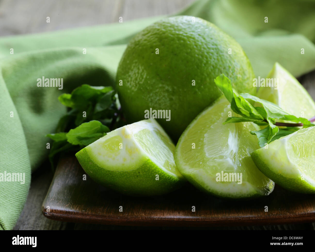 Chopped mint hi-res stock photography and images - Alamy
