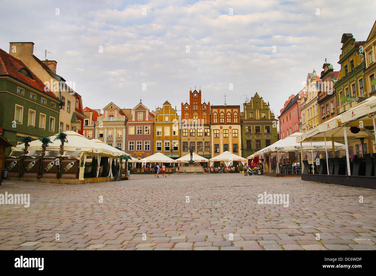 City Hall Old Market Square in Poznan Stock Photo - Alamy