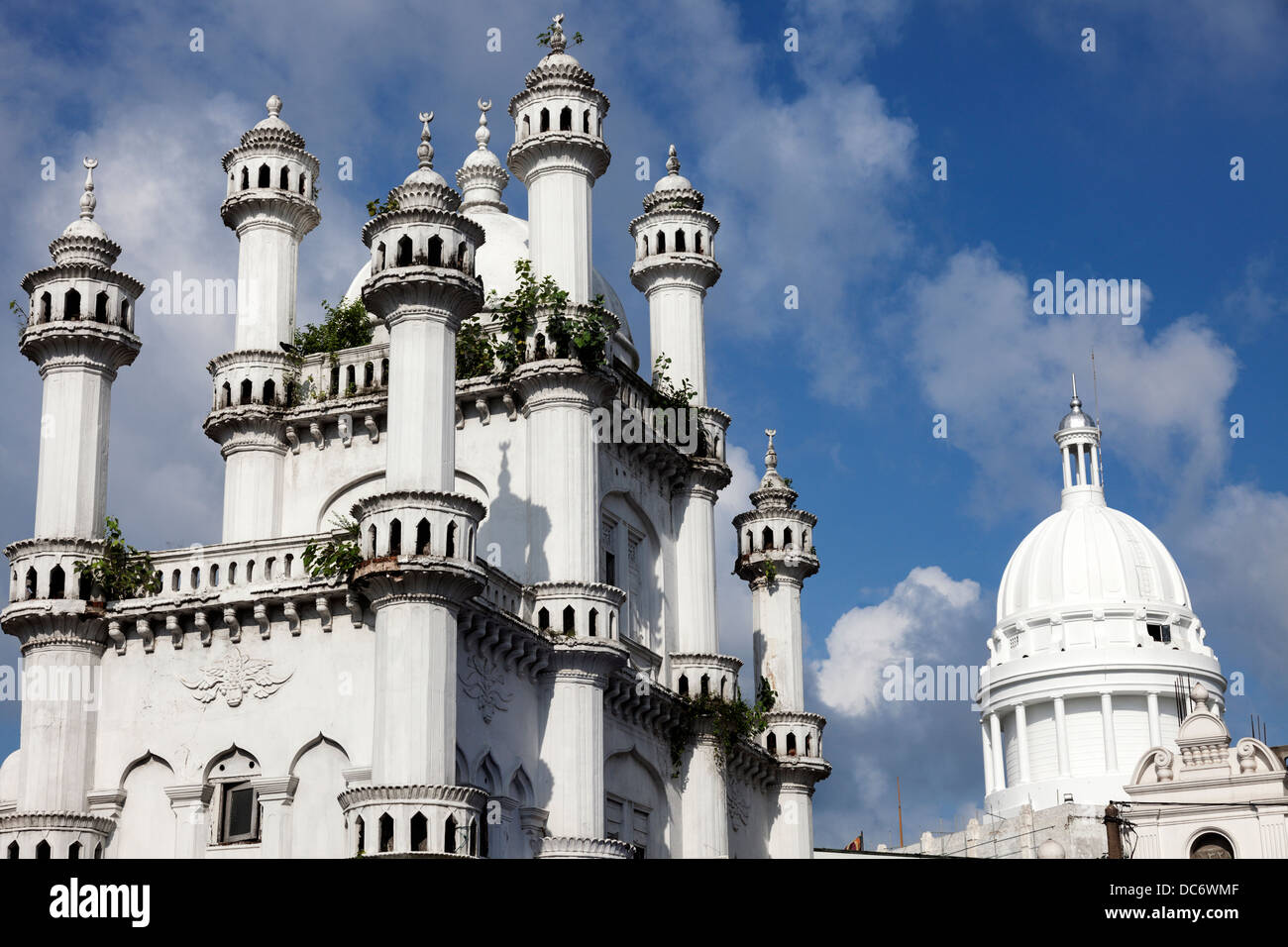 Sri Lanka, Colombo, Devatagaha Mosque and dome of town hall Stock Photo ...