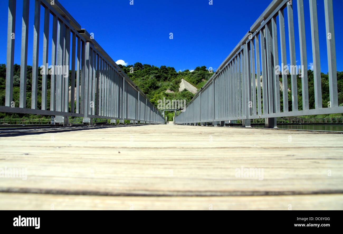 Pedestrian bridge at the Scarborough Bluffs park on the Lake Ontario in ...