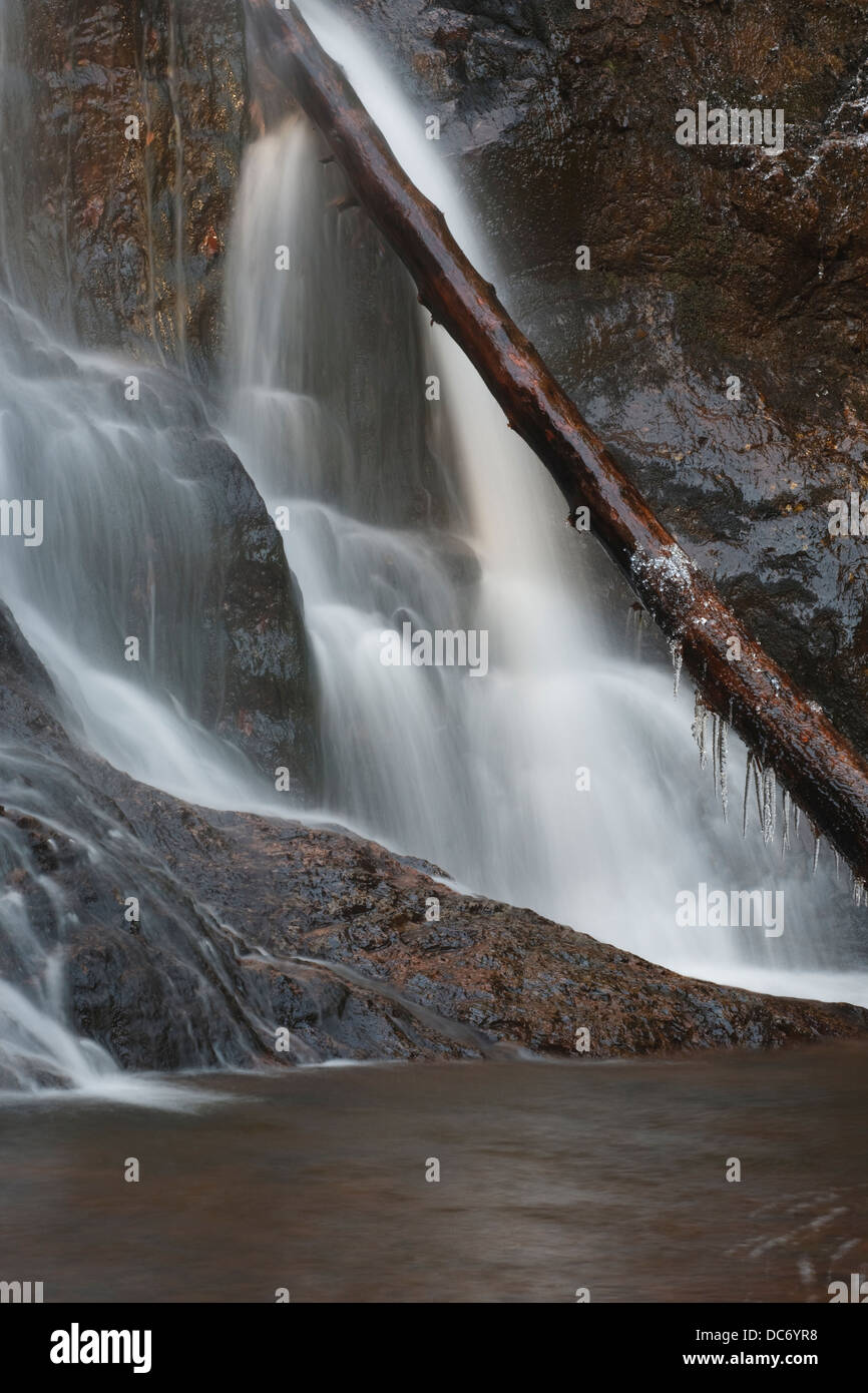 Rocky waterfall hi-res stock photography and images - Alamy