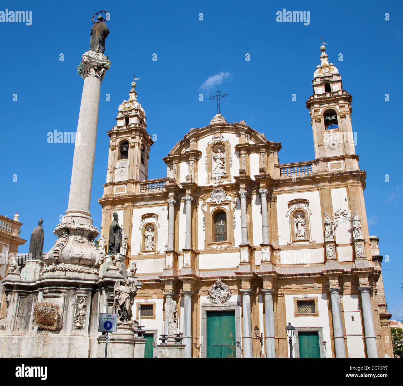 Palermo - San Domenico - Saint Dominic church and baroque column Stock ...