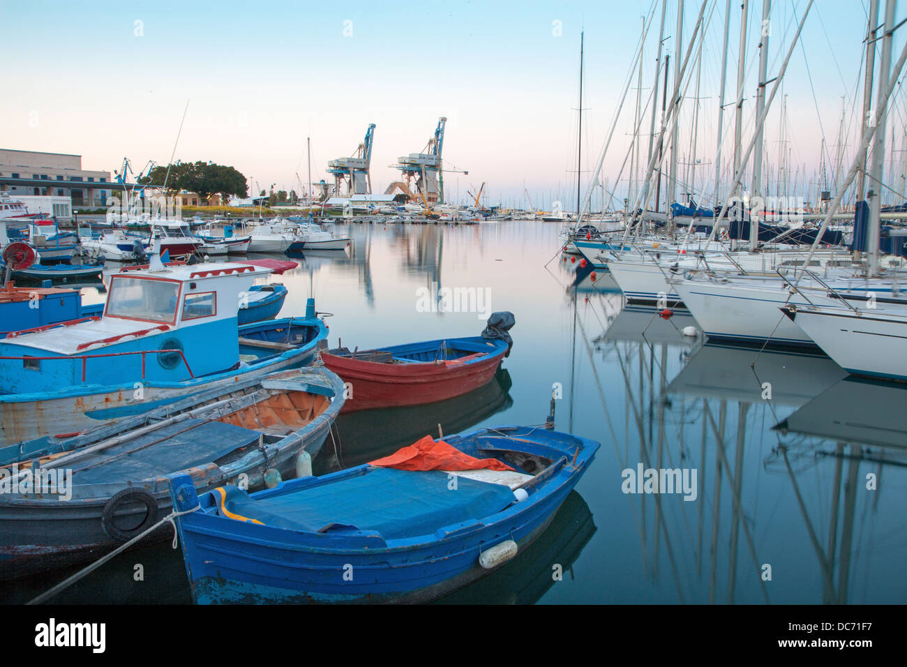 Palermo - Harbor in dusk Stock Photo - Alamy