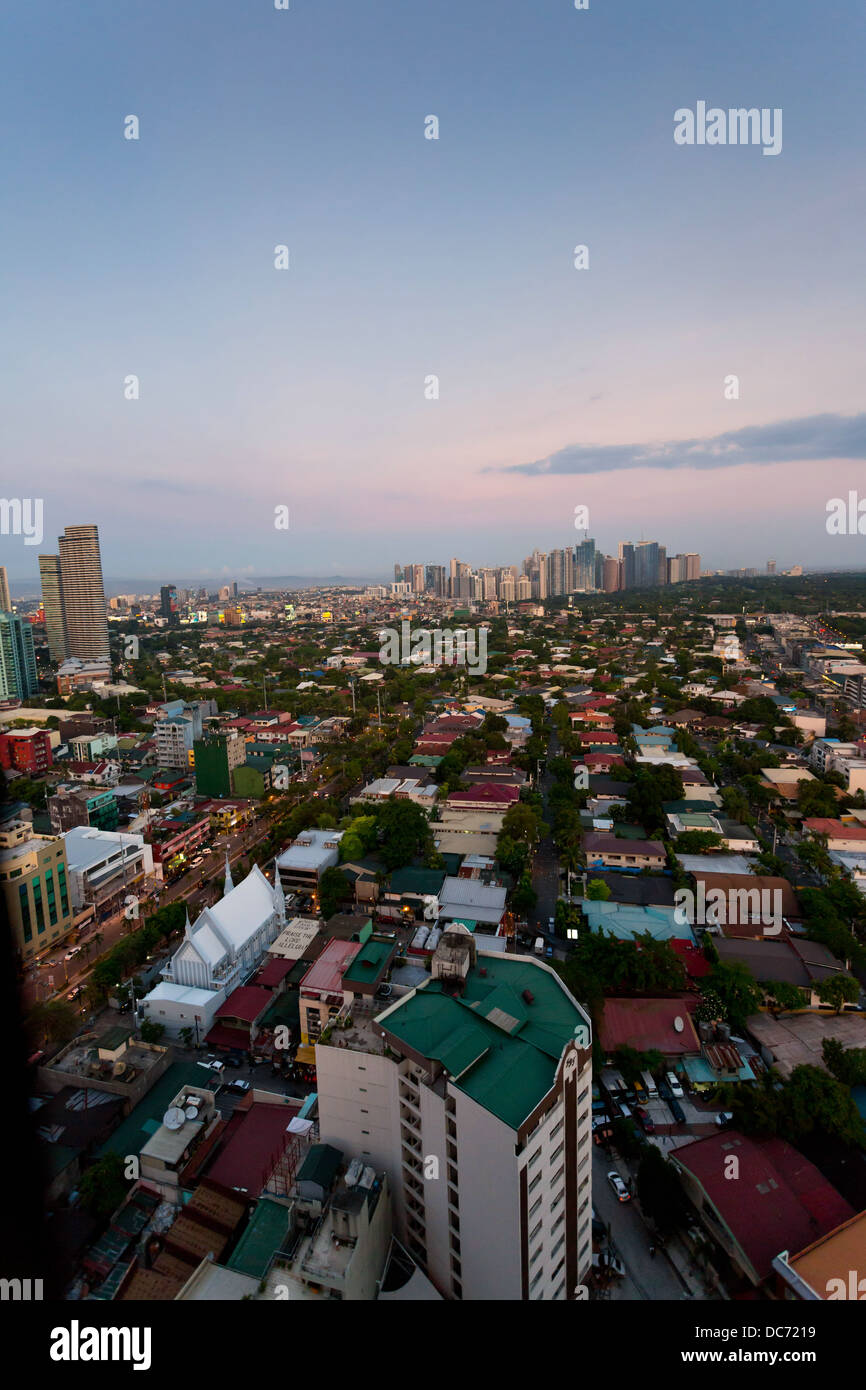 Aerial view manila cityscape manila hi-res stock photography and images ...