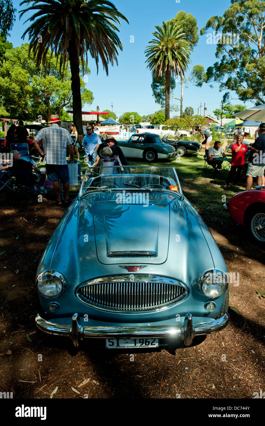 1962 Austin-Healey 3000 Mk2 sportscar Stock Photo - Alamy