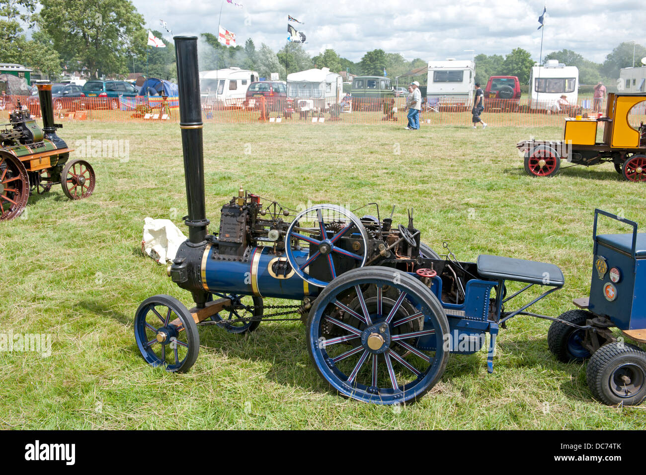 2005 Alfred Dodman 4" scale SCC T/E miniature steam traction engine at ...
